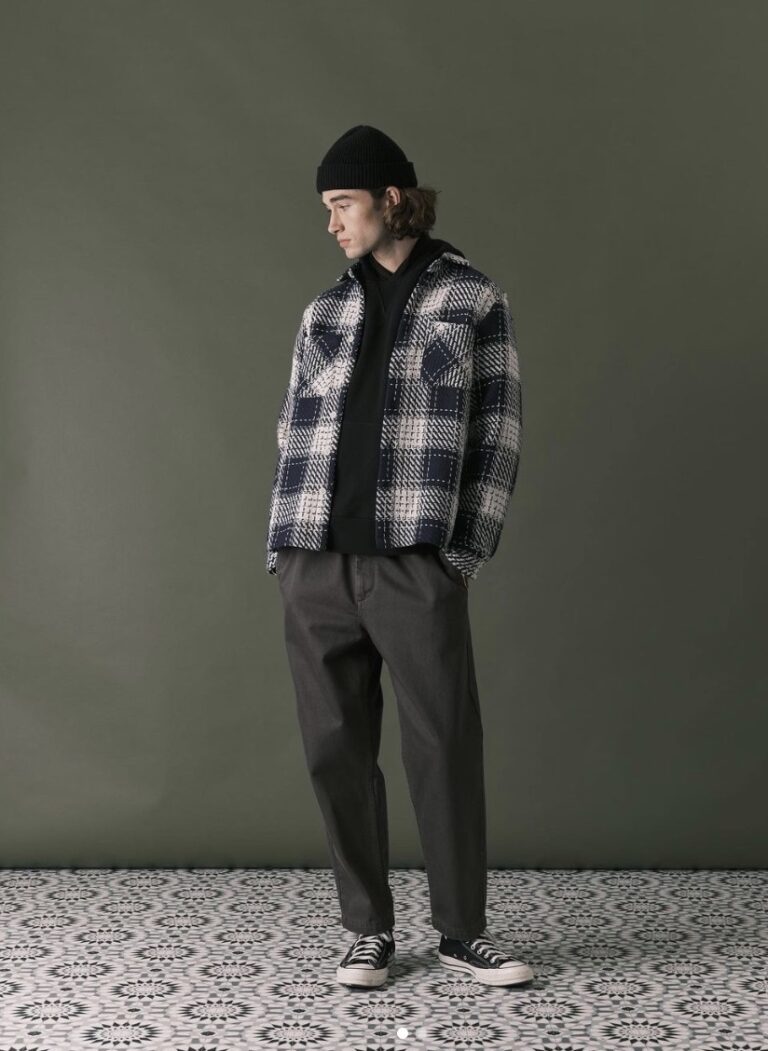 How To Style A Flannel Shirt Our Best 15 Tips in 2026 | FashionBeans
