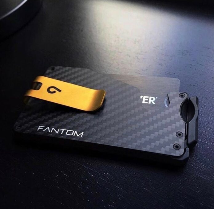 9 Best Carbon Fiber Wallets: Best Picks For 2026 | FashionBeans