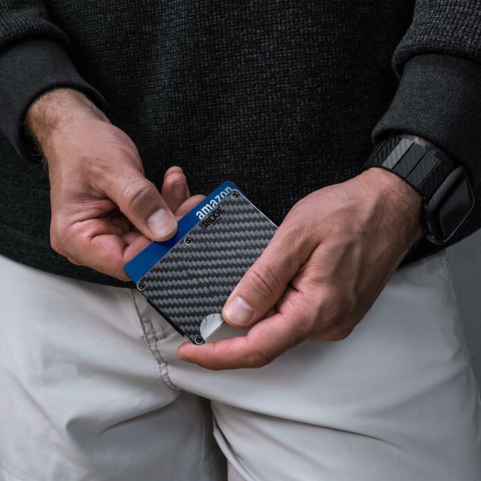 9 Best Carbon Fiber Wallets: Best Picks For 2026 | FashionBeans