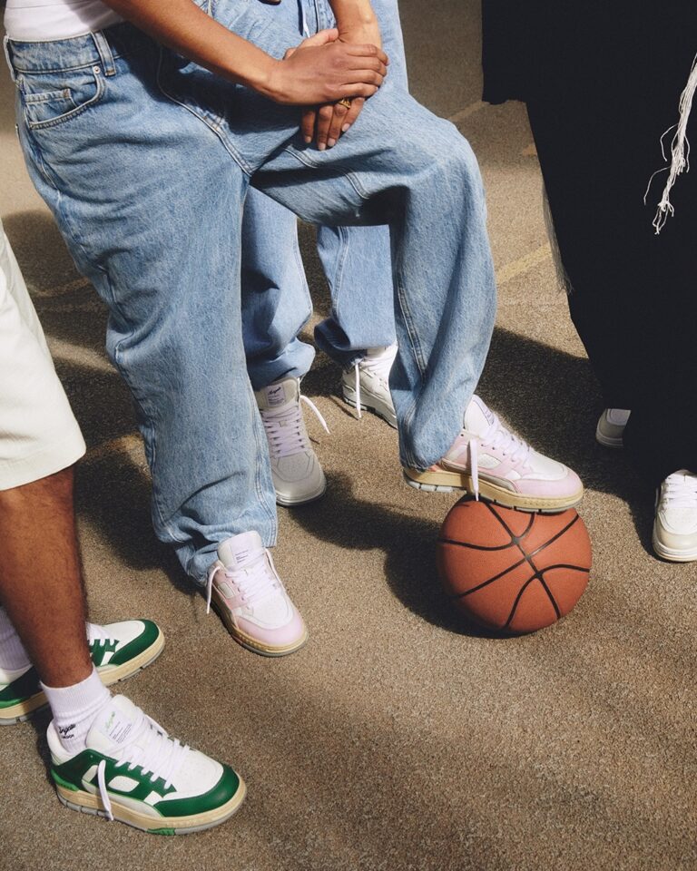 10 Best Men’s Baggy Jeans – All Styles and Budgets For 2026 | FashionBeans