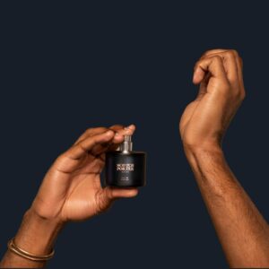 8 Best Natural Cologne For Men – Nontoxic Organic Perfumes in 2023 ...