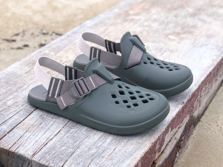 10 Best Crocs Alternatives For Men – Unique & Affordable For 2023 ...