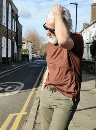 8 Best T-Shirts For Tall Guys – Long Tees For 2023 | FashionBeans