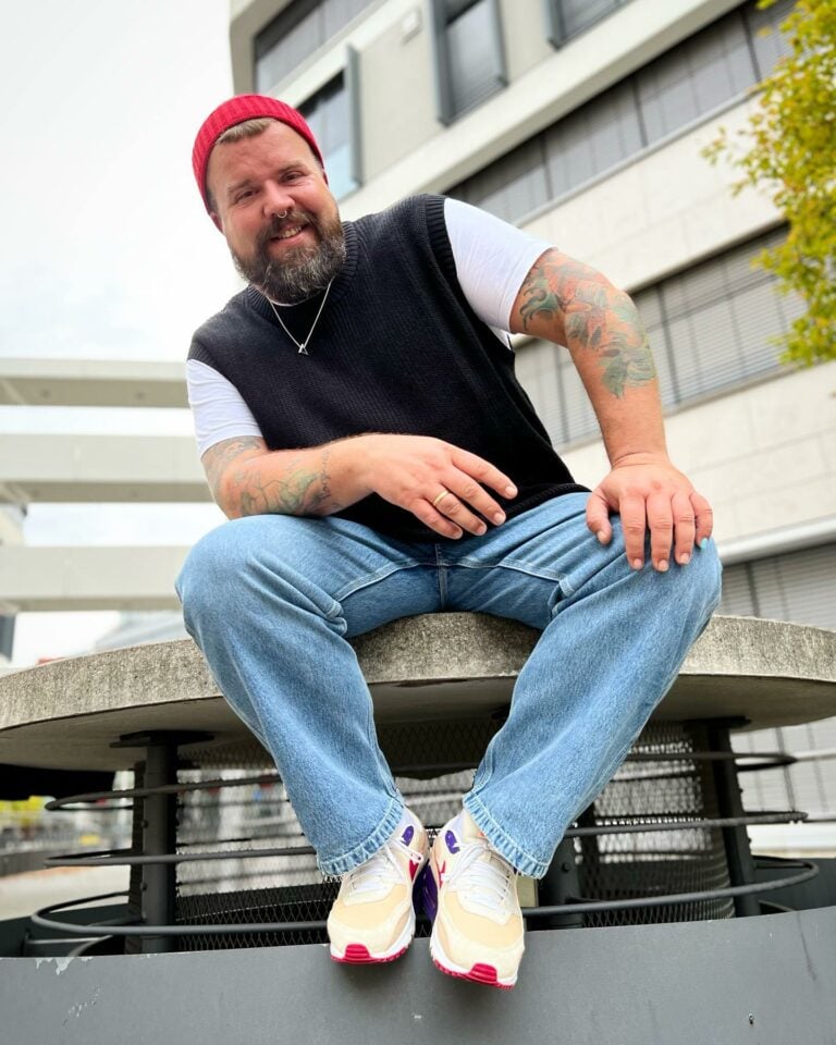 10 Best Shoes for Overweight Men – Comfort Walking For 2026 | FashionBeans