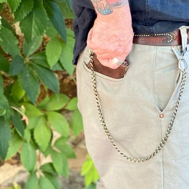8 Best Chain Wallets For Men – Stylish Upgrade For 2026 | FashionBeans