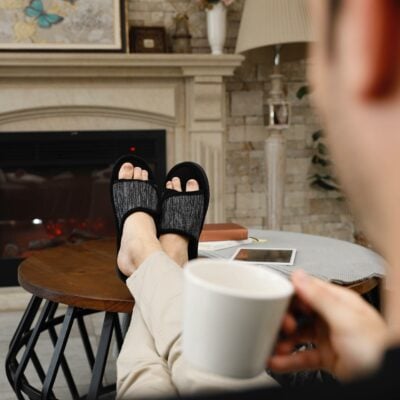 7 Best Slippers for Sweaty Feet – Men’s Cool Comfort 2026 | FashionBeans
