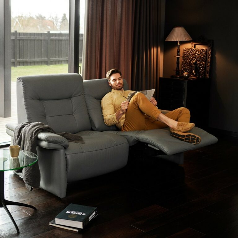 8 Best Big Man Recliners to Support Hefty Dudes in 2026 | FashionBeans