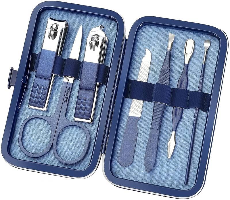 10 Travel Essentials for Men To Make any Trip in 2026 Easier | FashionBeans