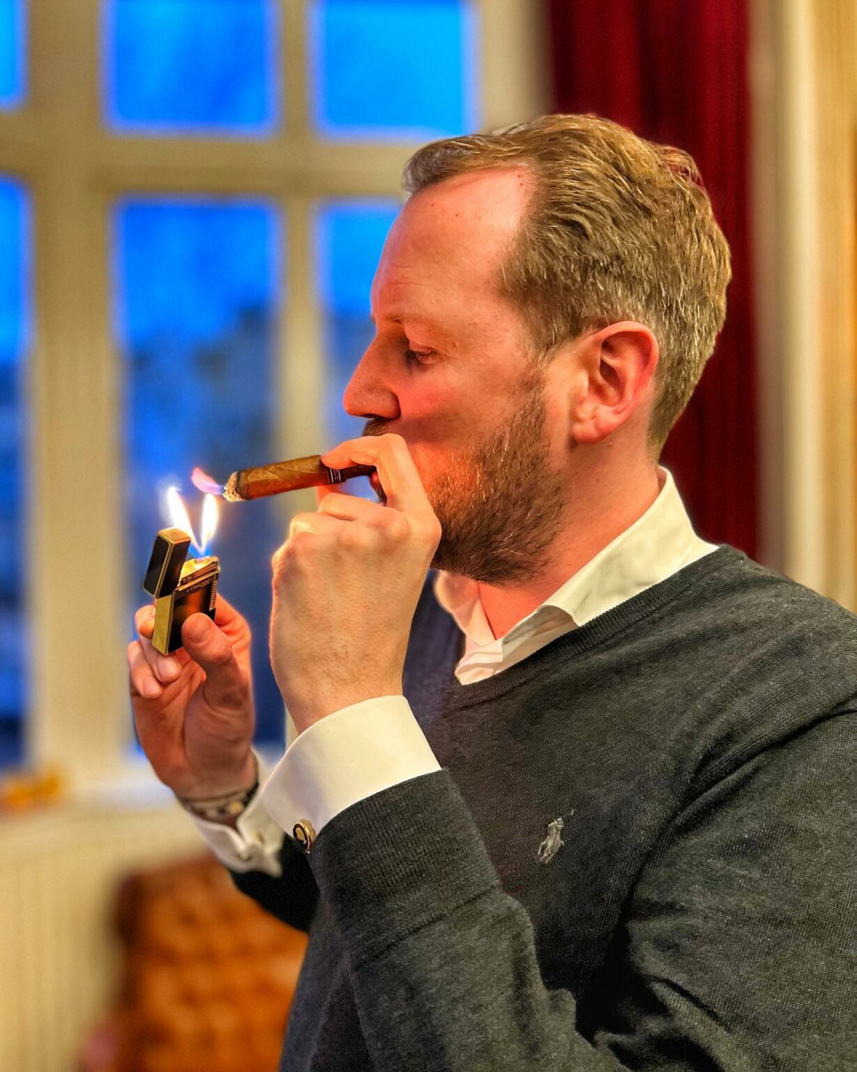 10 Steps To Smoking Cigars Like A Gentleman In 2026 | FashionBeans