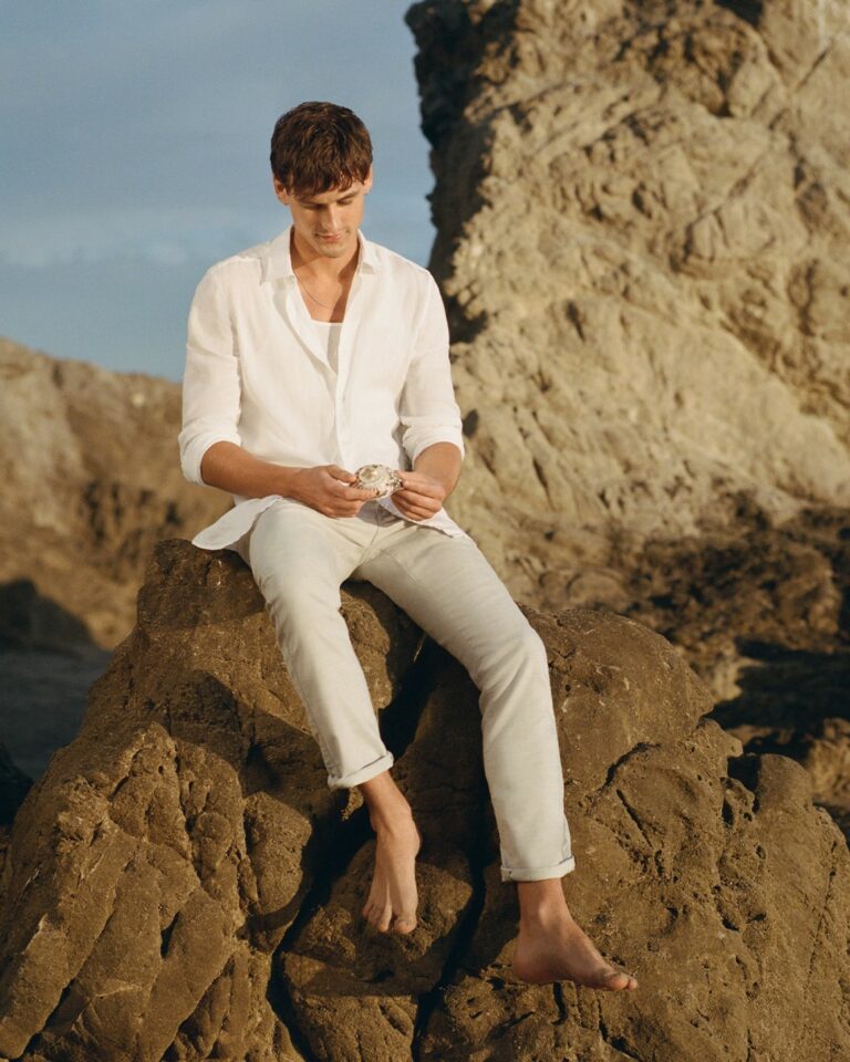 6 Best White Jeans For Men: Stand Out from the Crowd in 2026 | FashionBeans