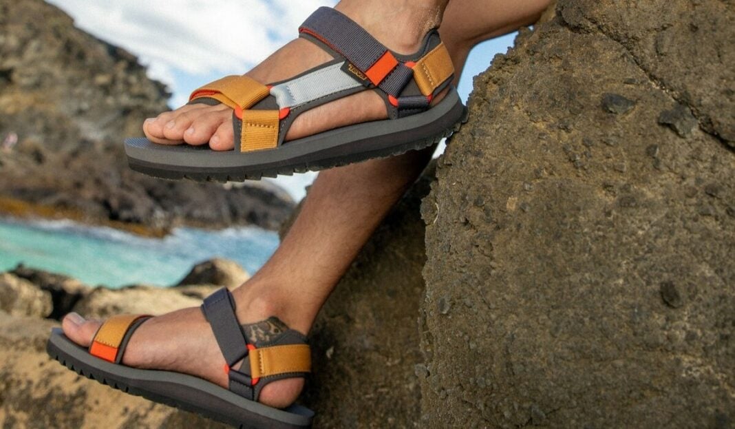 7 Best Walking Sandals For Men: Ubiquitous Comfort in 2024 | FashionBeans