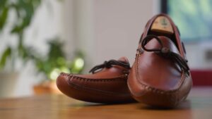 Russell Moccasin Oneida Review: How This Design Crushed the Modern ...