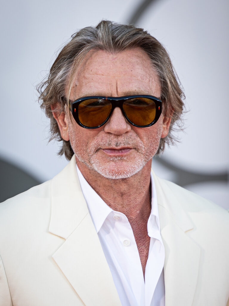 How to Dress Like Daniel Craig: Style Guide for Bond and Beyond ...