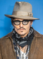 How to Dress Like Johnny Depp: Style Guide to Hollywood’s Most ...