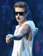How to Dress Like Justin Bieber: Style Guide to a Young Icon | FashionBeans