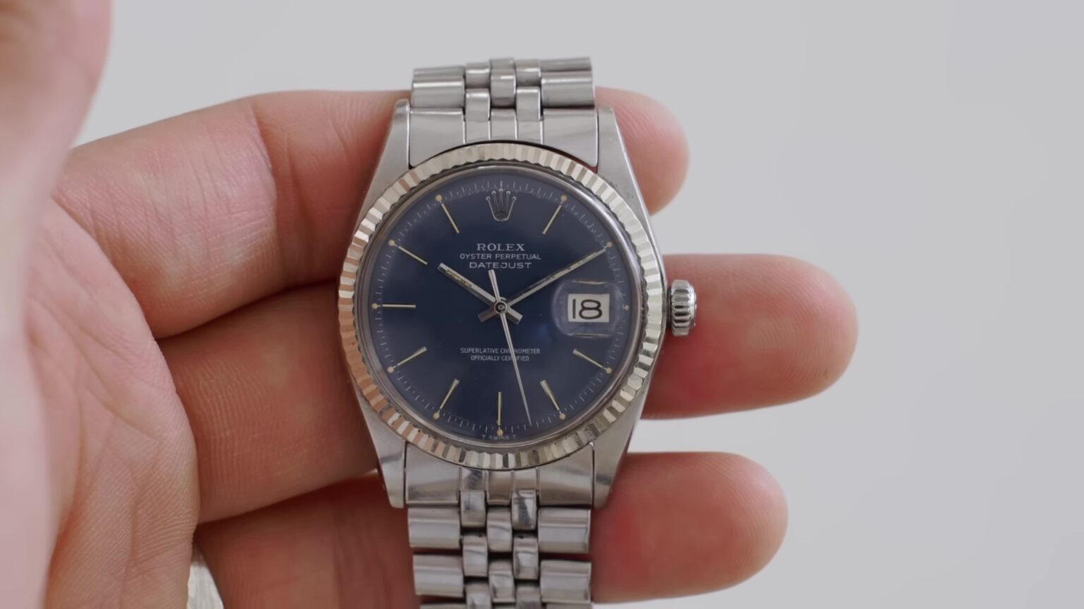 How to Shop for a Vintage Rolex: An Expert’s Guide to Finding Your ...